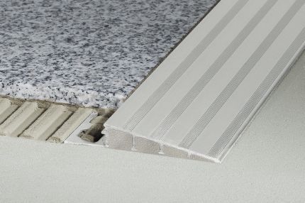 Schluter®-RENO-U | Sloped Transitions | Schluter